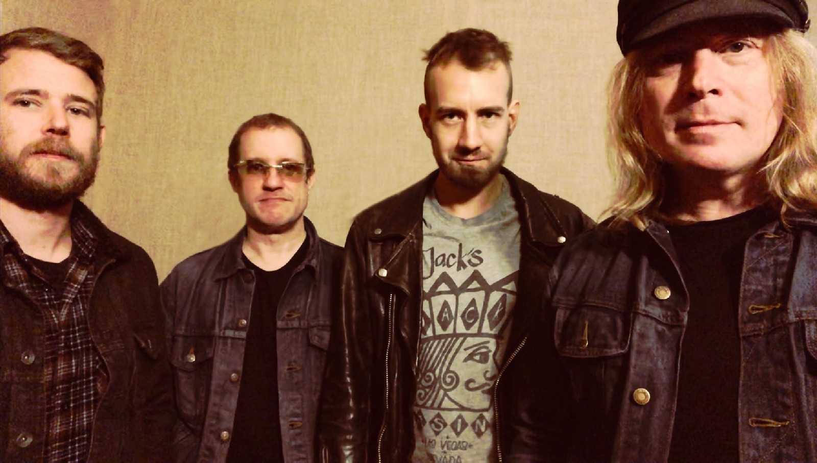 LITTLE VILLAINS - Heavy Metal Speed Rock Band